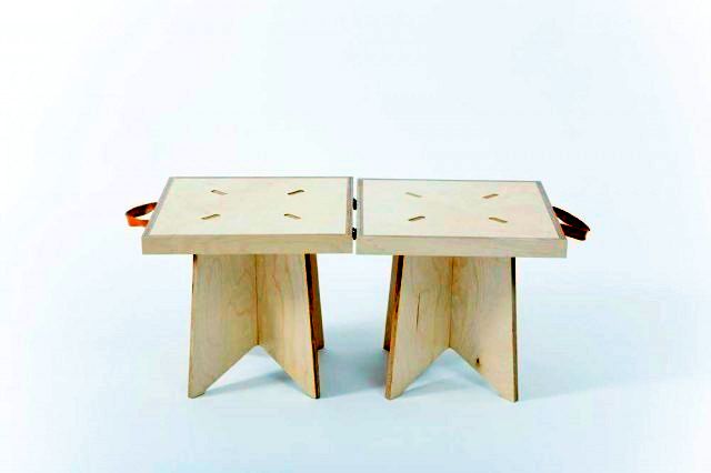 Fold the Book Stool and carry it along like a suitcase - Homecrux