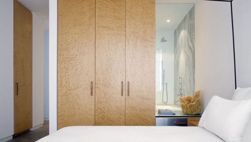 Clearhouse - A Modernist home without conventional walls - Home Crux