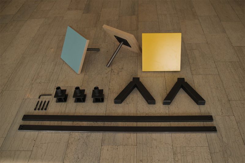 Poyke - A charming work stool with adjustable seats - Home Crux