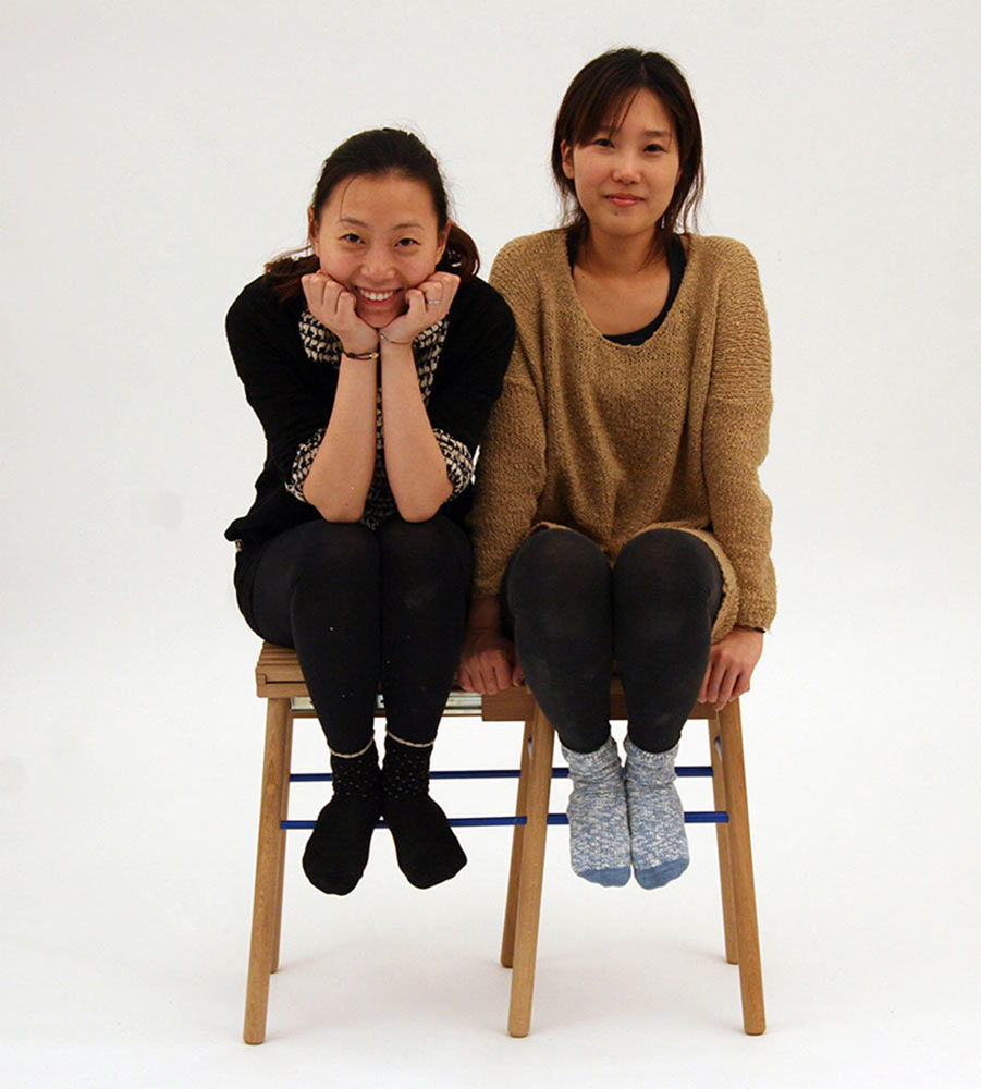 Room for Two: A Simple Stool That Snaps to Seat Two People