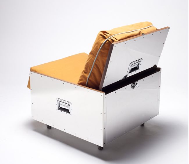 Movable stainless steel crates by Naihan Li hide useful household ...