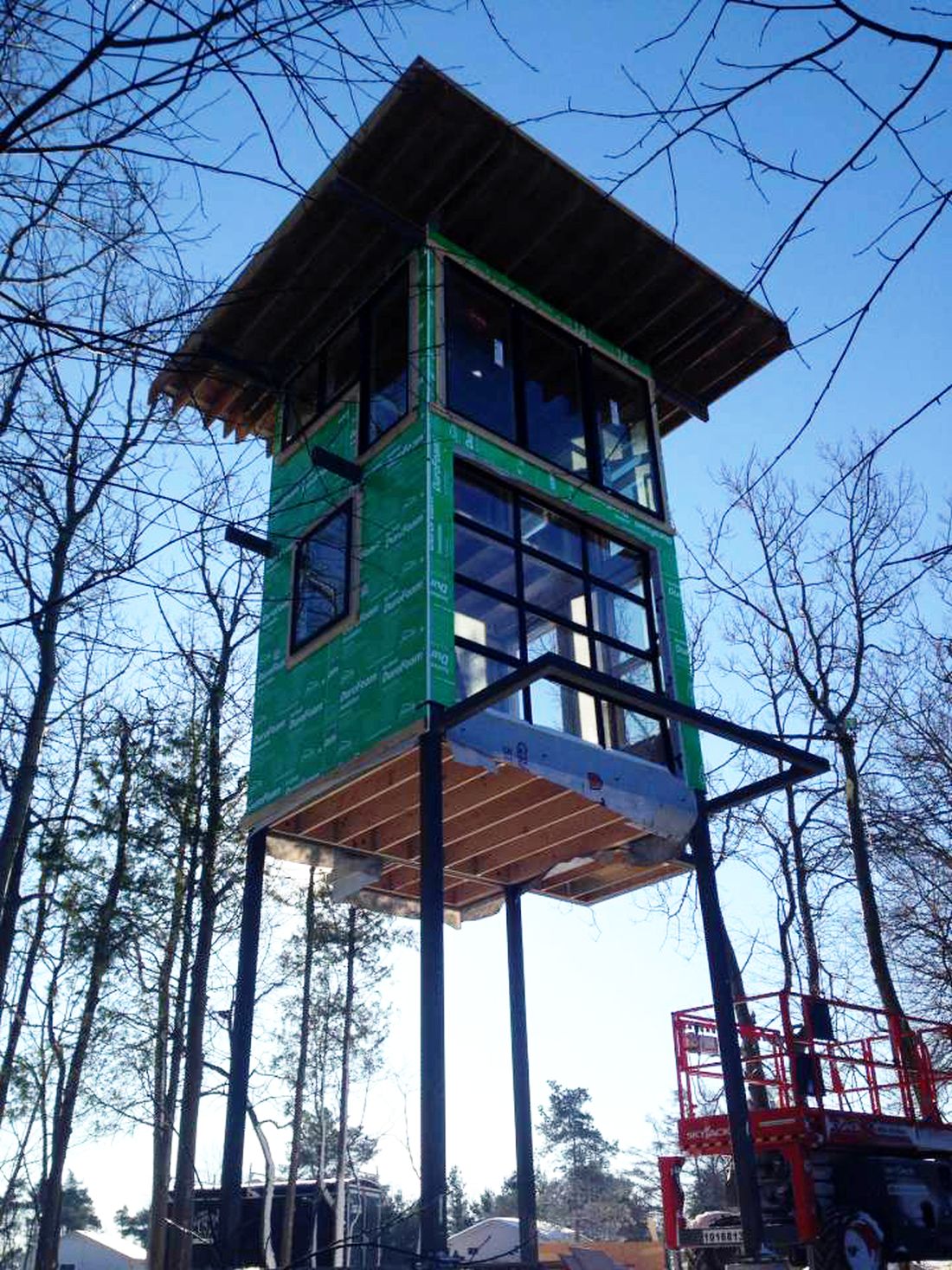 Sunset Treehouse located in a romantic destination near Lake Huron ...