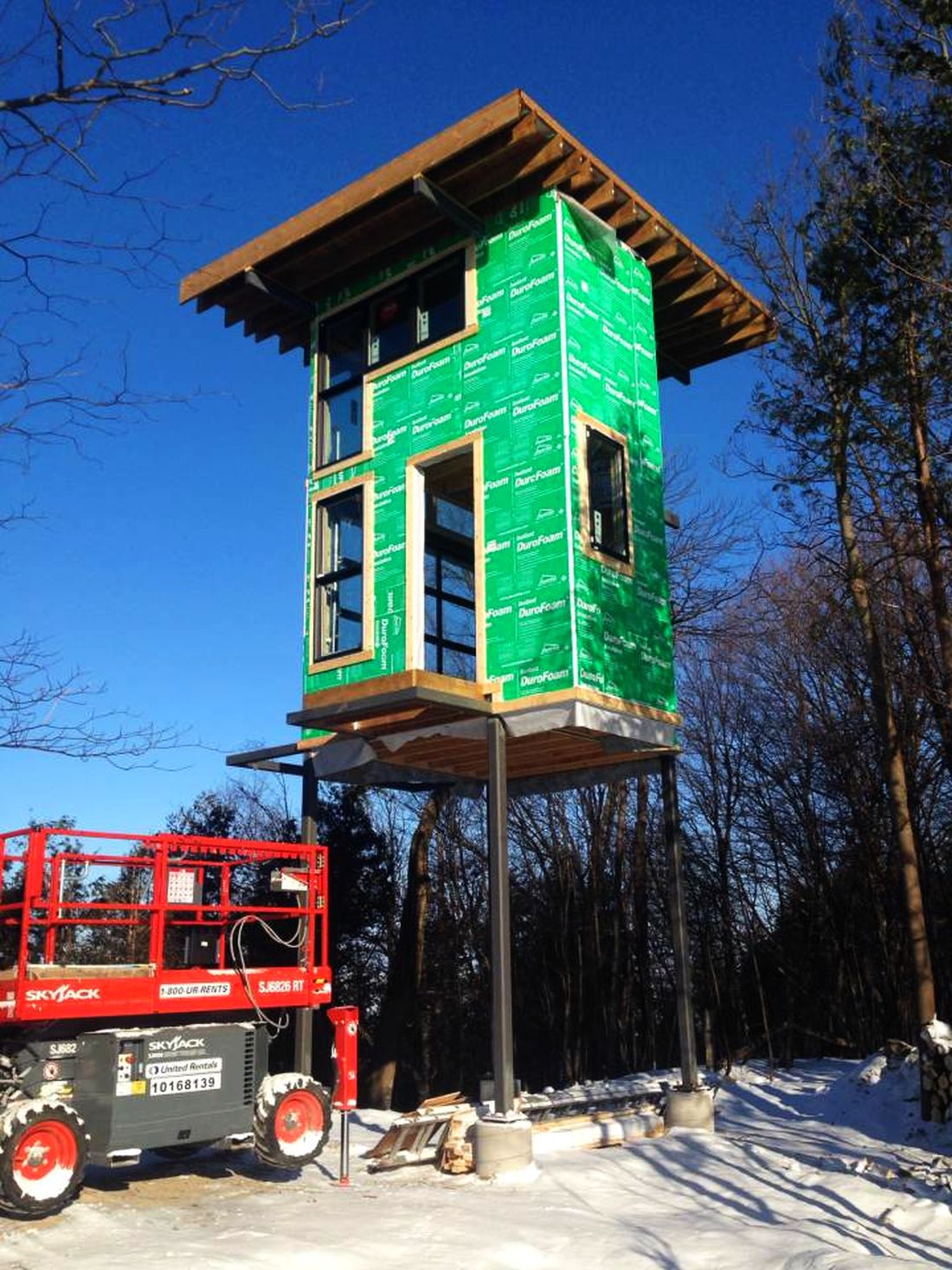 Sunset Treehouse located in a romantic destination near Lake Huron ...