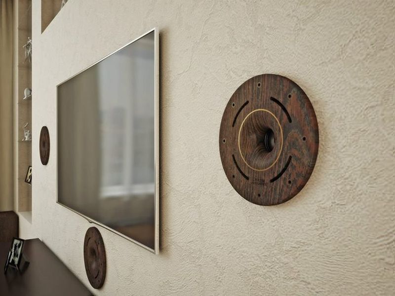 Unique Acoustics's compact speakers with high-quality sound output ...