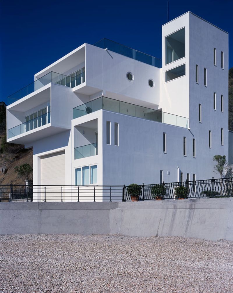 Yacht House - A modernist, luxury retreat for Black Sea holiday makers ...