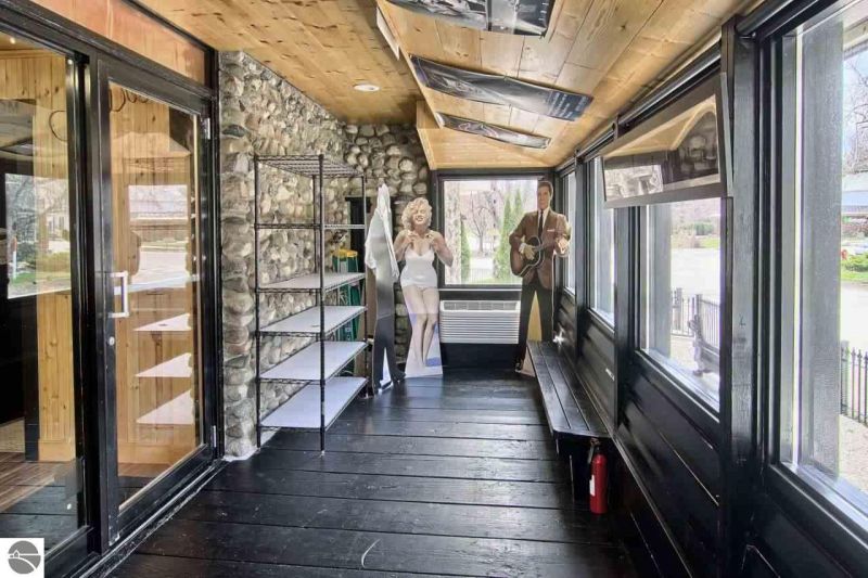 Train Car House Conversion at Russell Weyand blog