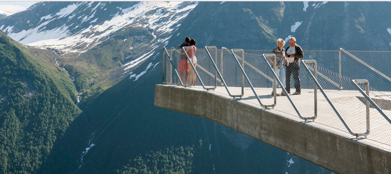 25 incredible viewing platforms for a dose of vertigo